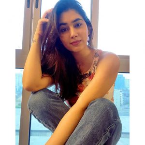 Disha Parmar Wiki, Biography, Age, Height, Family, Boyfriend & Salary