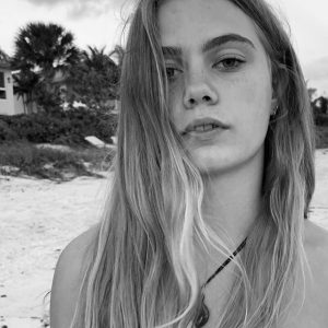Rebecca Hewitt (Bec) Biography, Wiki, Age, Height, Family, & Net Worth