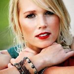 Amberley Snyder Biography, Age, Height, Family, Husband, and Images