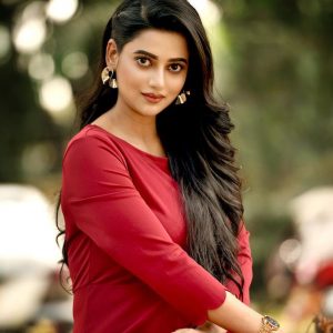 Ushasi Ray Wiki, Biography, Age, Height, Family, Salary & Net Worth